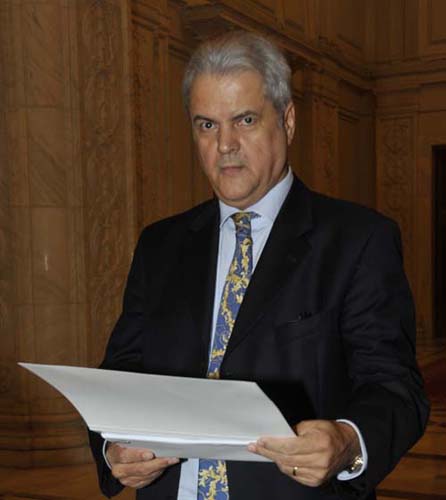 Adrian Nastase, audiat pentru tentativa de omor - Ziarul National Adrian Nastase, audiat pentru tentativa de omor - Ziarul National