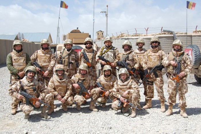 Patru militari romani, raniti in Afganistan - Ziarul National