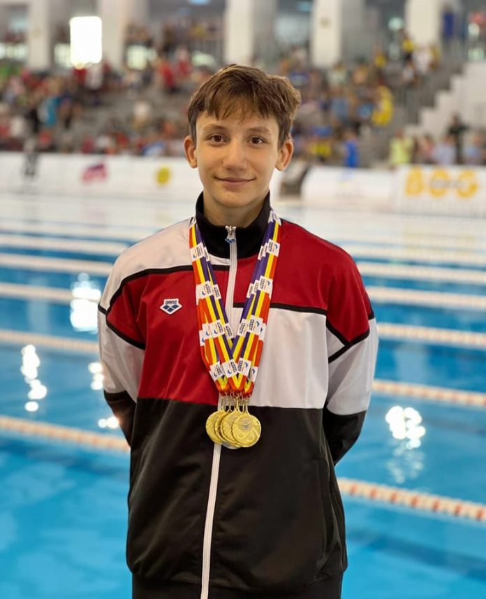 A apărut o nouă senzație în natația din România. Cine e Luca Pojar ...